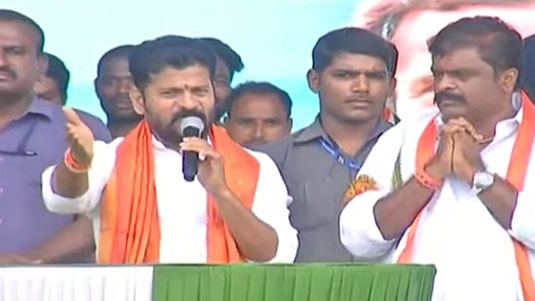 Congress Meeting Dubbaka : కేసీఆర్ బక్కోడు కాదు.. బకాసురుడు.. రేవంత్ ...
