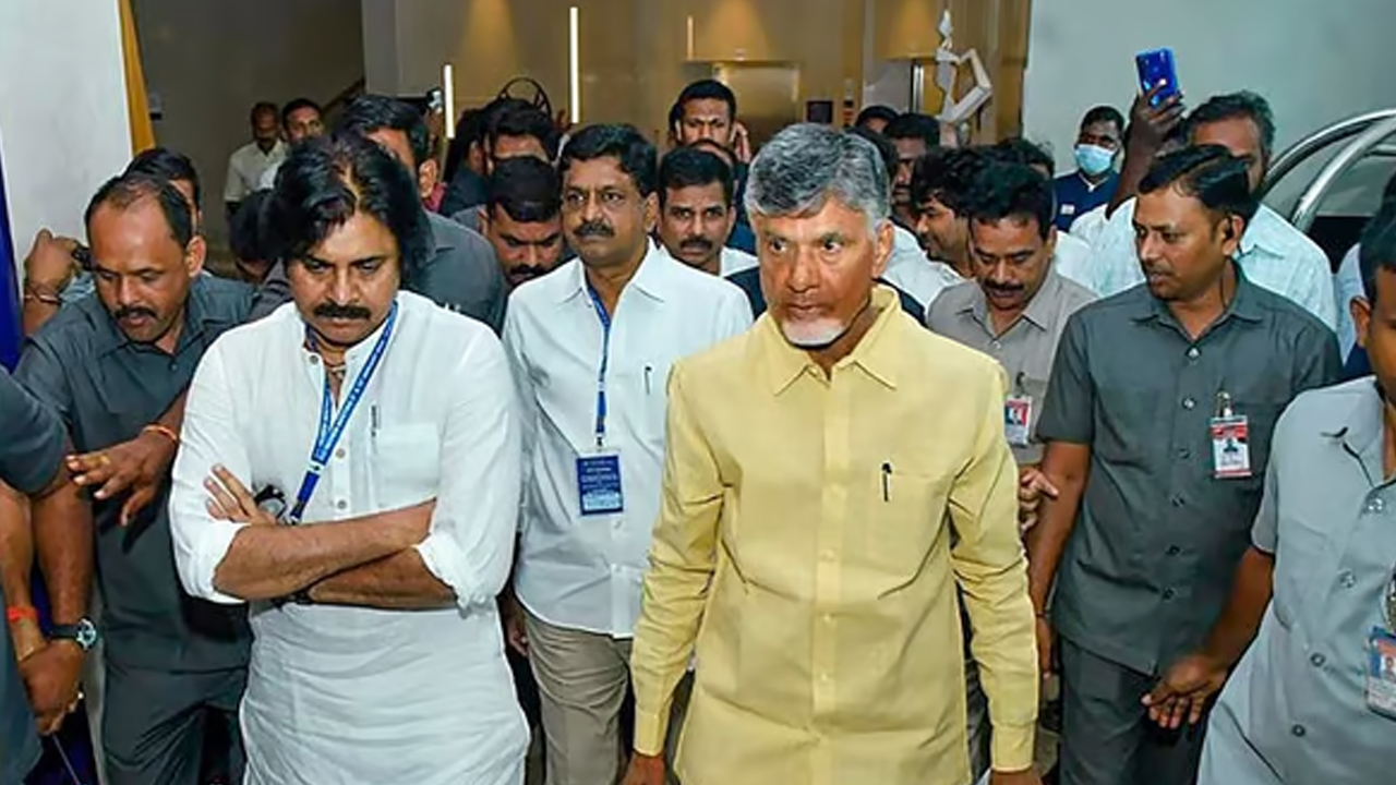 Kutami MLA's Meeting in VIjayawada విజయవాడలో కూటమి ఎమ్మెల్యేల సమావేశం ...