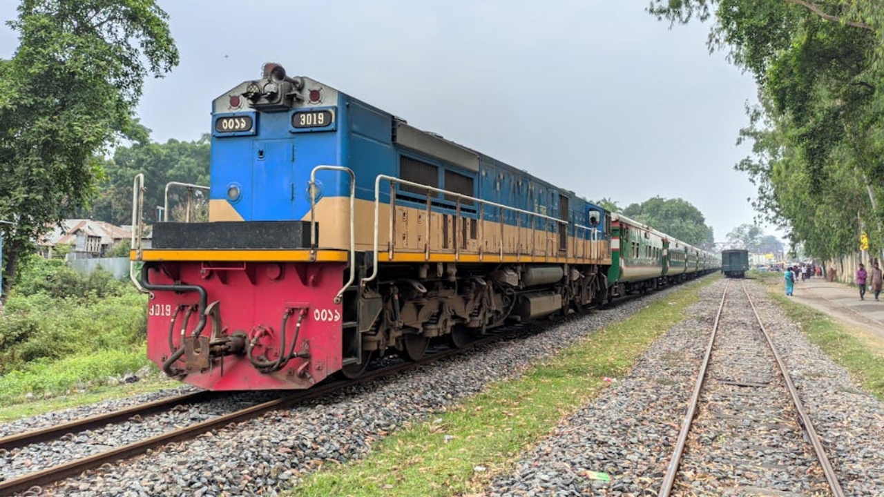 Navyug Express Train: కాశ్మీర్ to కన్యాకుమారి- దేశంలో ఎక్కువ రాష్ట్రాలు ...